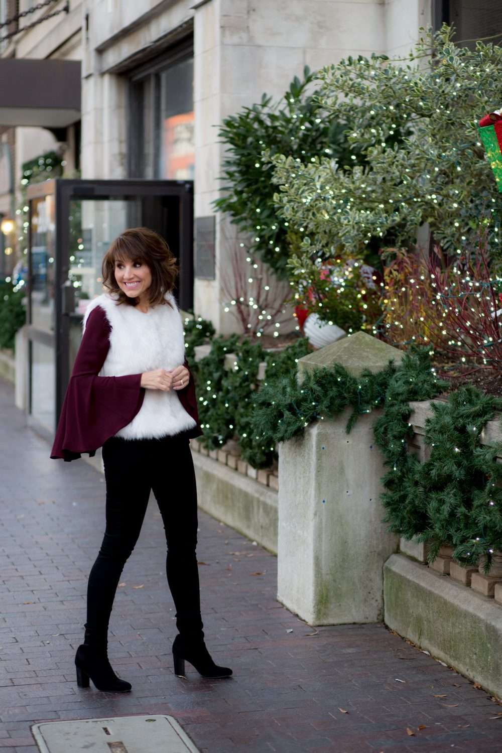 25 Days of Winter Fashion: Festive Holiday Outfit - Cyndi Spivey