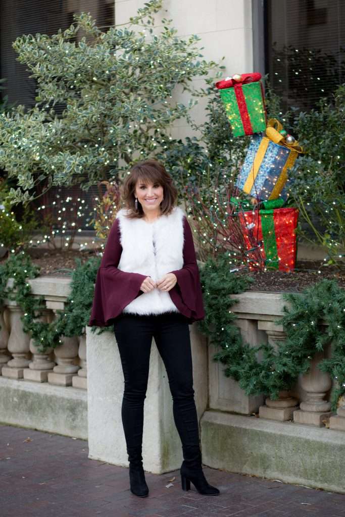 25 Days of Winter Fashion: Festive Holiday Outfit - Cyndi Spivey