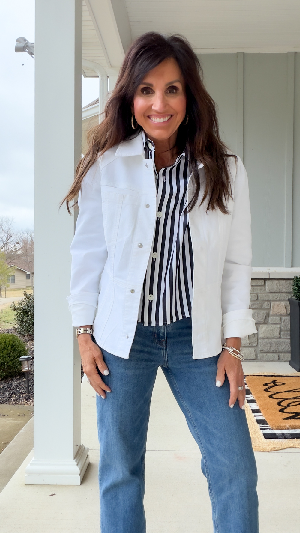 5 Ways to Wear a Denim Jacket in 2026 Without Looking Dated - Cyndi Spivey
